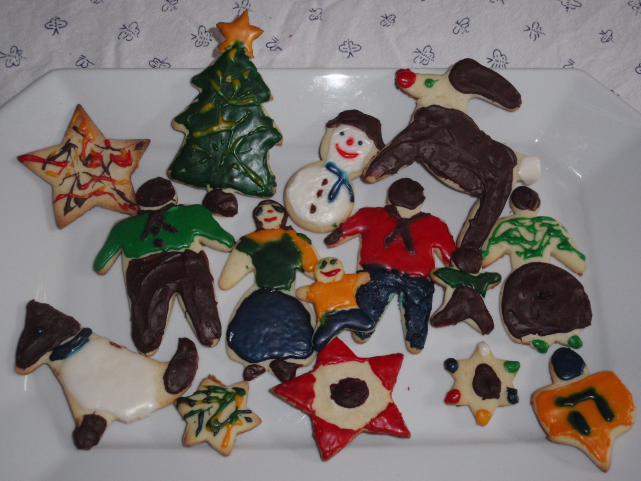 Holiday Sugar Cookies - The Family Dinner Project - The Family Dinner ...